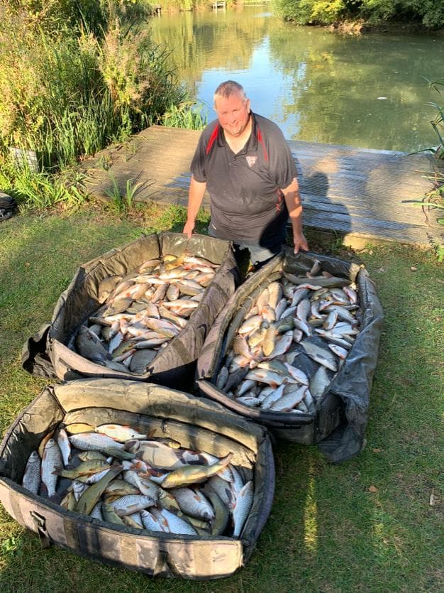 Wold Farm Fishing - Fishing Location in Bedfordshire - Details, Species ...