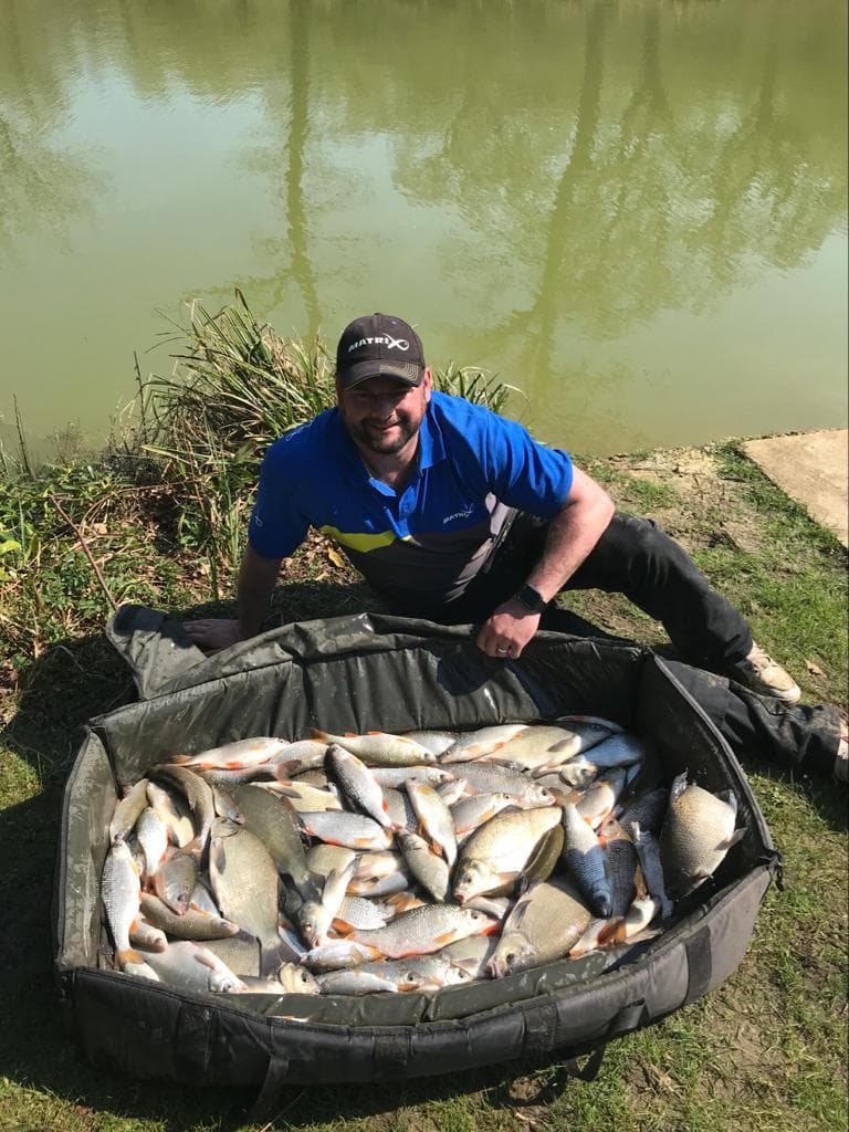 Wold Farm Fishing - Fishing Location in Bedfordshire - Details, Species ...